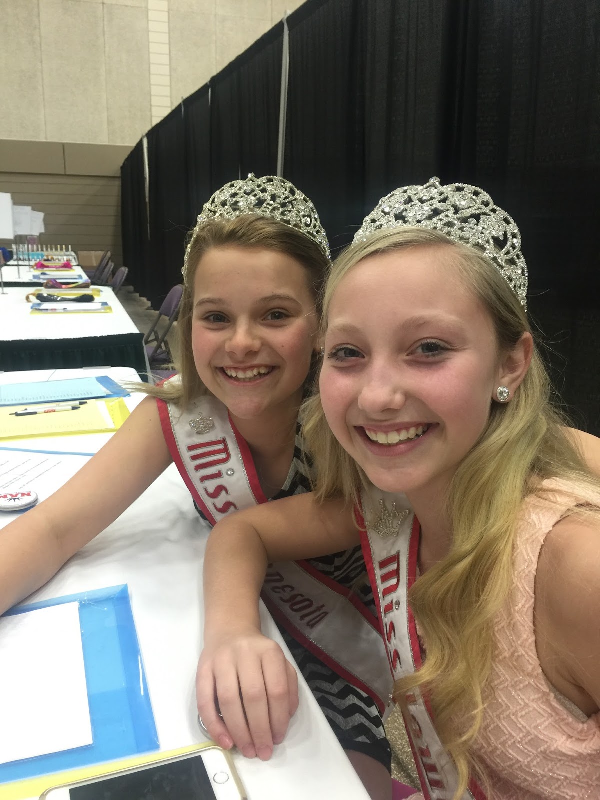 2015 National American Miss Iowa Pre-Teen Kaylee Van Den Berg: Handing ...