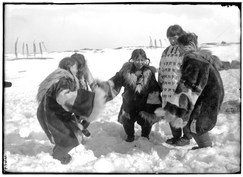 Sulfan Manju ( Free Manchuria 自由滿洲 )®: Siberia Chukchi children playing ...