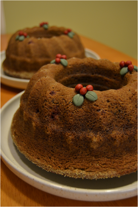 Sweet Dreams and Sweet Living: Saint Lucia's Day's lingonberry cake
