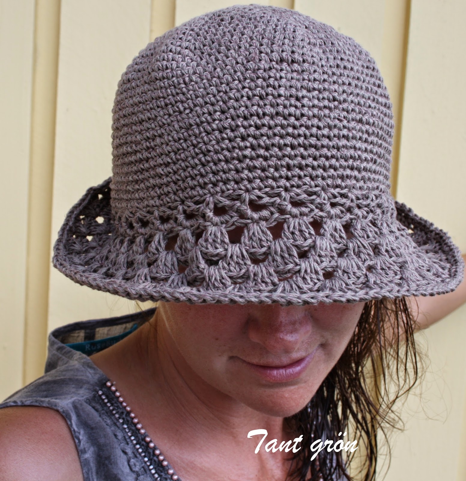 TANT GRÖN: Virkad Solhatt