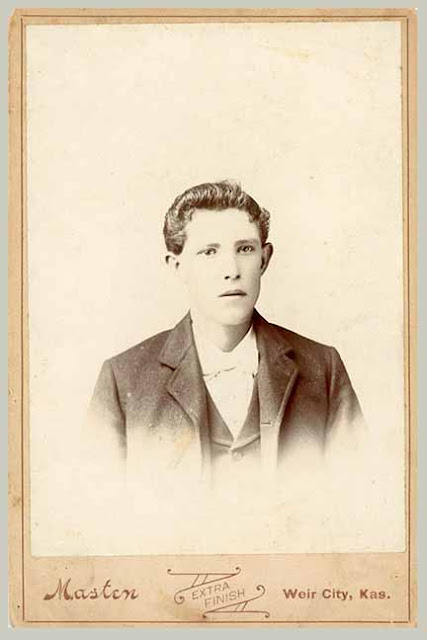 Cabinet Card Photographers: Stephen L Masten