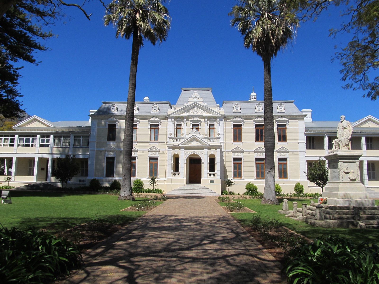 Lise's South African Adventures: Downtown Stellenbosch