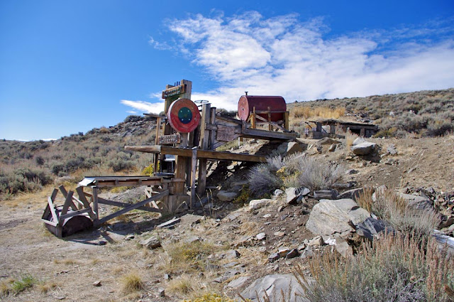 High Kountry Airedales Pack