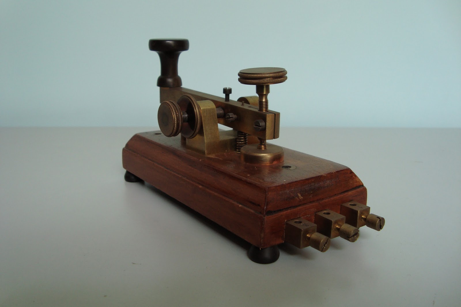 LA STANZA DEI BACHI: Telegrafo Morse Western Electric Italiana Milano