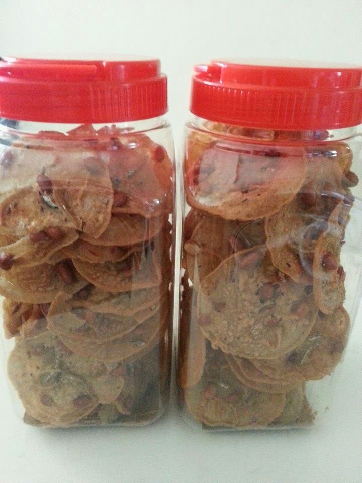 Flavor Delight: New Packaging of Crispy Rempeyek