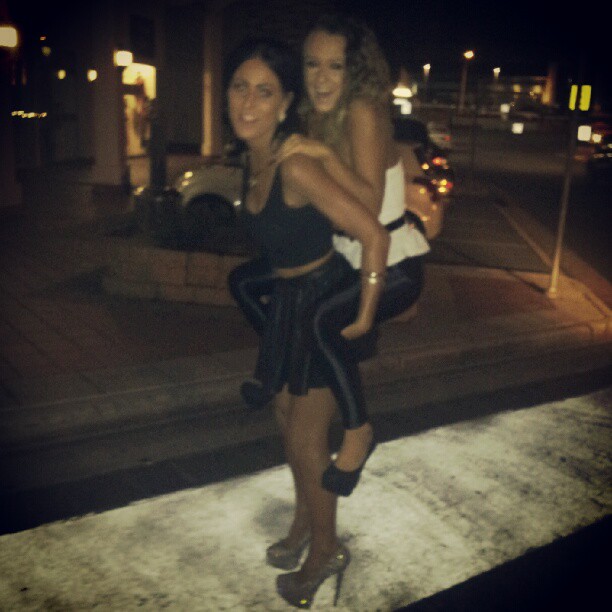 Strong Lift and Carry Photos and Videos - Strong Muscular Girls Lift ...