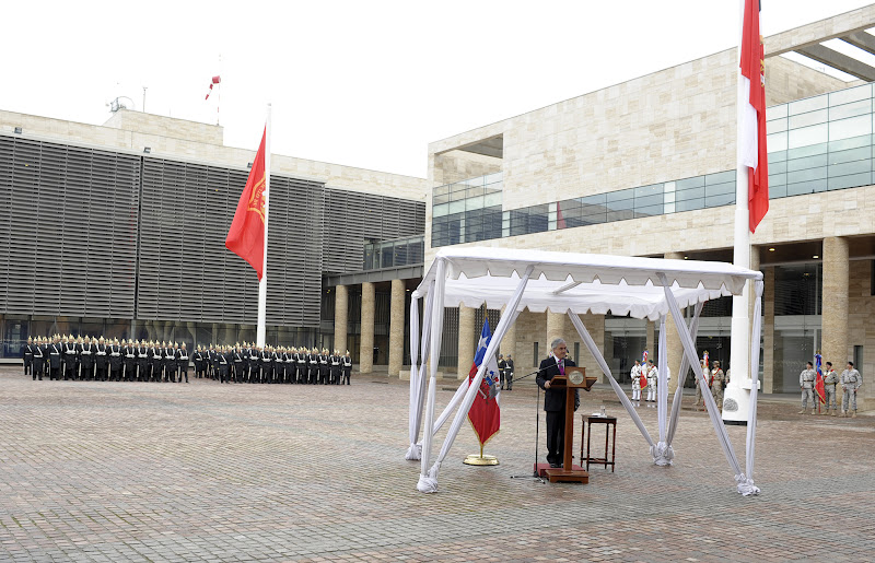 DEFENSA CHILENA: Inauguración del 'Edificio Ejército Bicentenario'