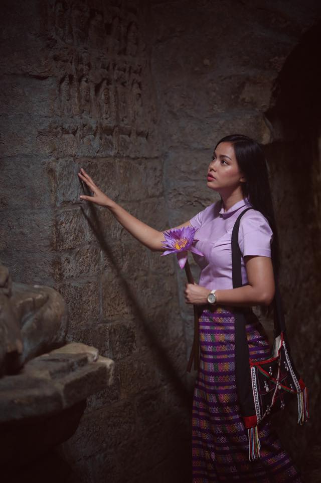 Ma Aye Thaung in Mrauk U : Amazing Photoshoot Album ( Aye Wut Yi Thaung ...