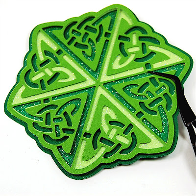 Capadia Designs: Celtic Medallion for St. Patrick's Day