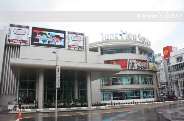 A Mom's Diary: Yangon, an overview