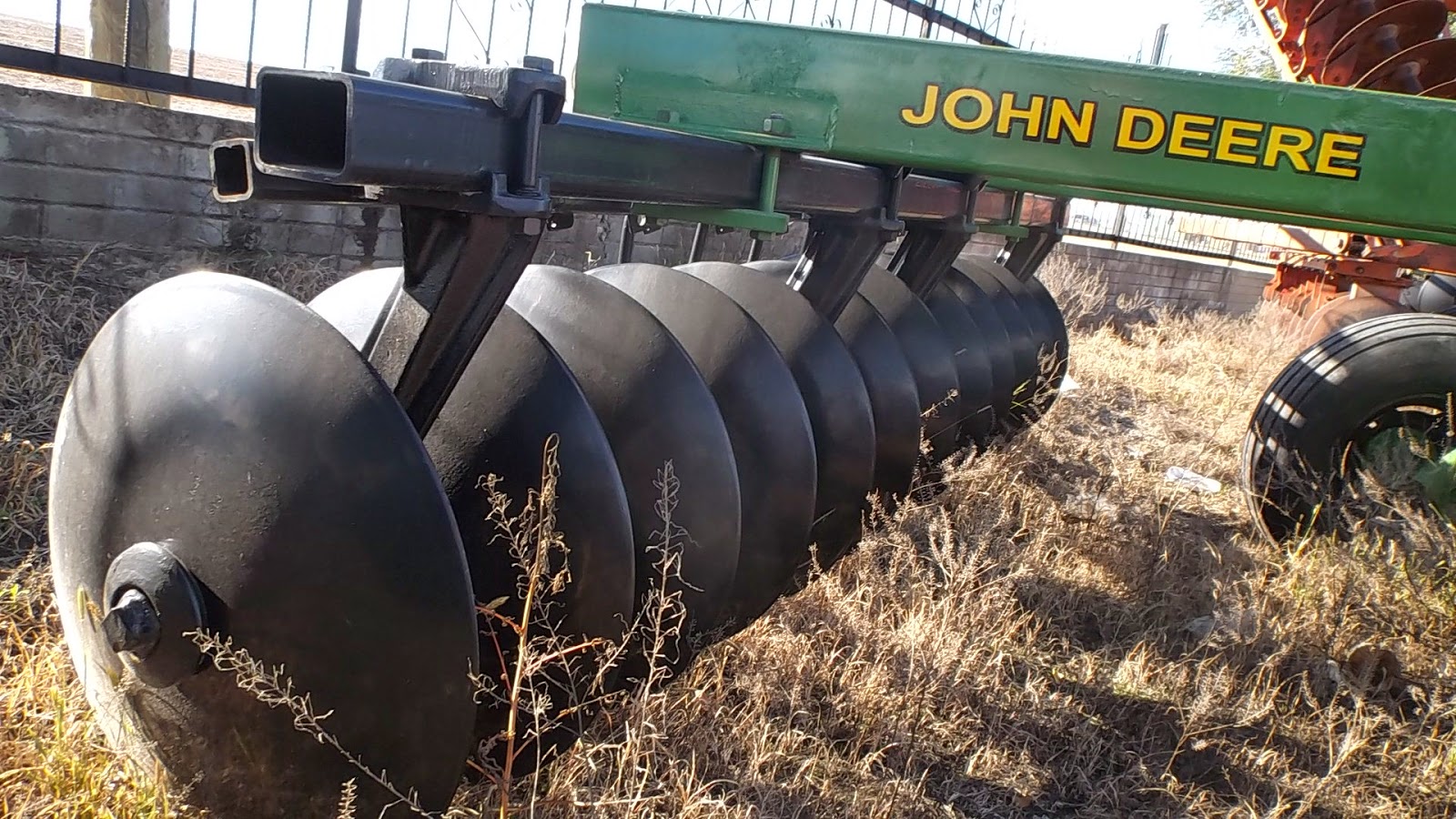 MAQUINARIA AGRICOLA INDUSTRIAL: Rastra John Deere Tipo 425 Reconstruida ...