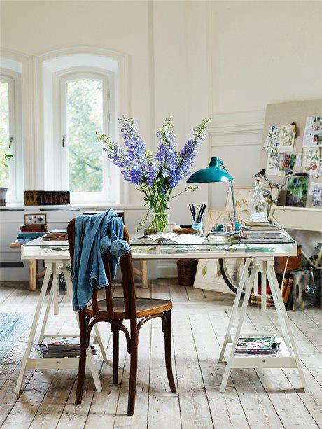 dg: Creating a Chic and Happy Home Office