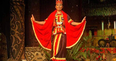 Bidayuh custom and tradition: Bidayuh Dance