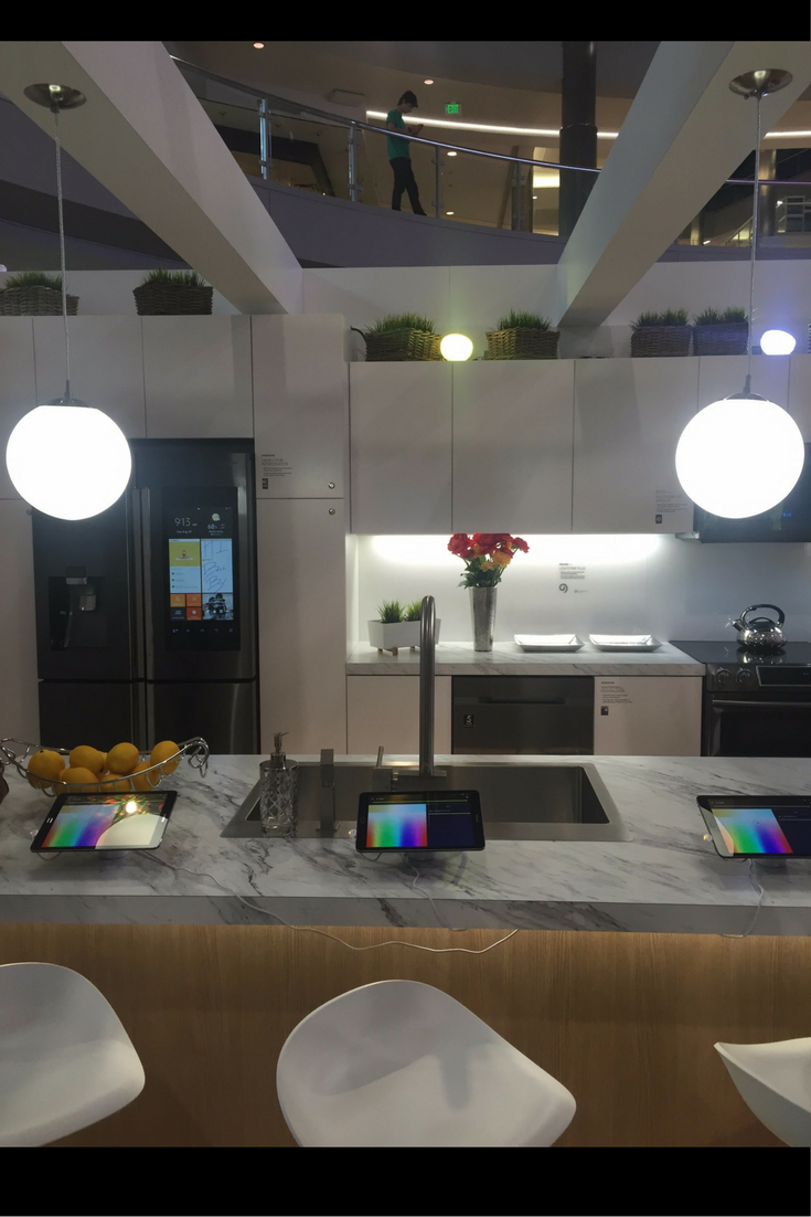 MOMMY BLOG EXPERT: Best Buy Tech Home at Mall of America