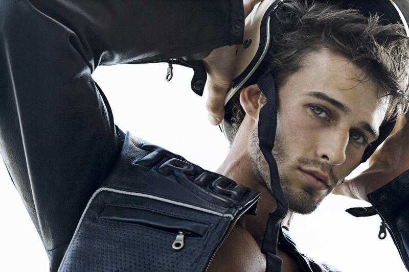 L'Homme du Jour: JAY BYERS