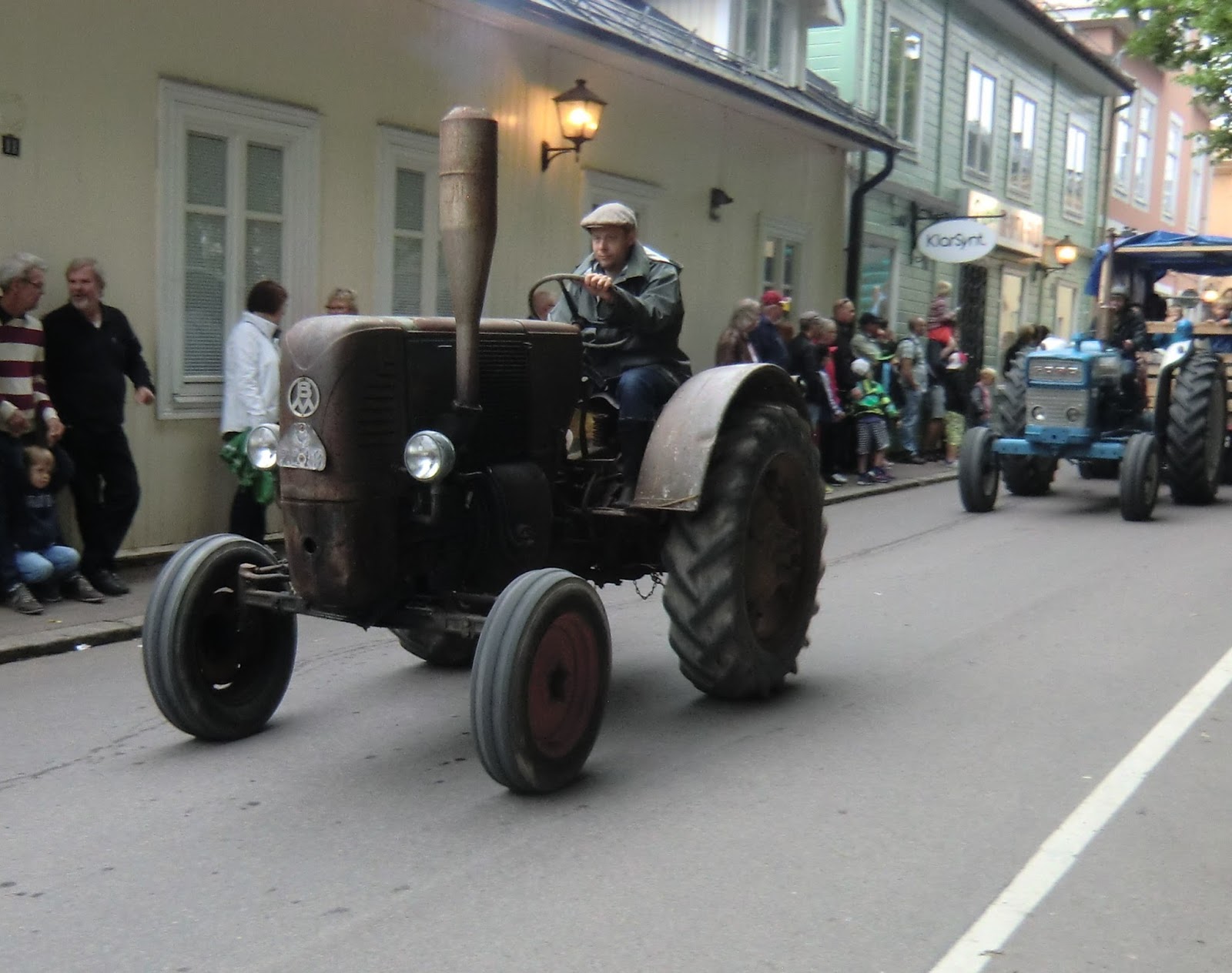 BITTERPITTEN: Gamla traktorer