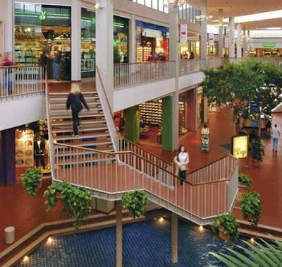 MALL HALL OF FAME