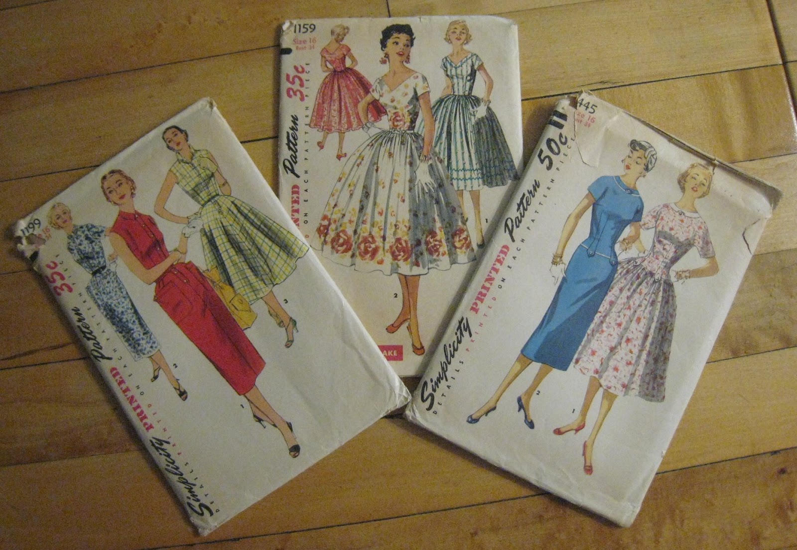 Corsetra Designs: Etsy Monday October 15th three vintage Simplicity ...
