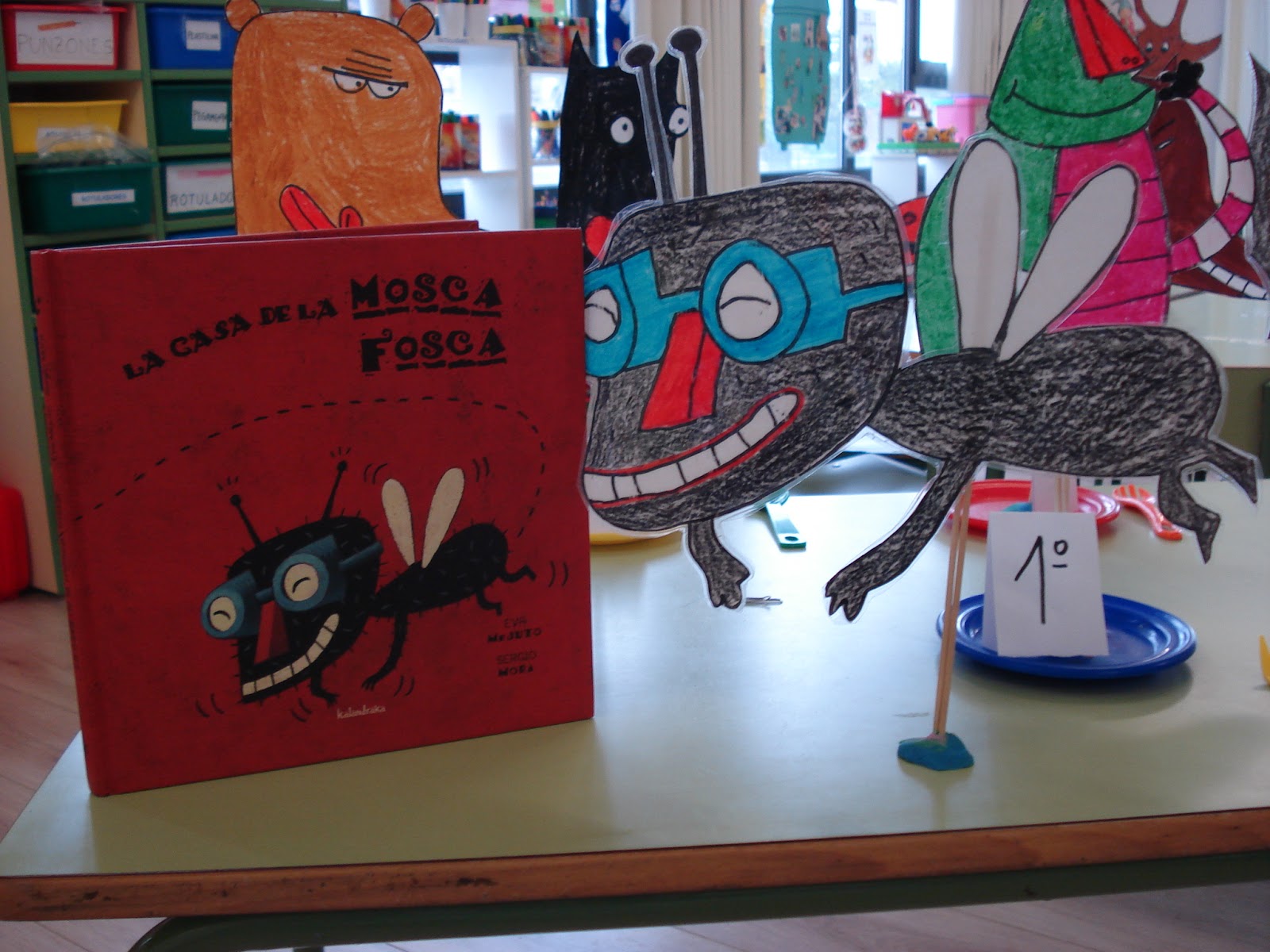 Infantil en Ribadesella: CUENTO"LA CASA DE LA MOSCA FOSCA"