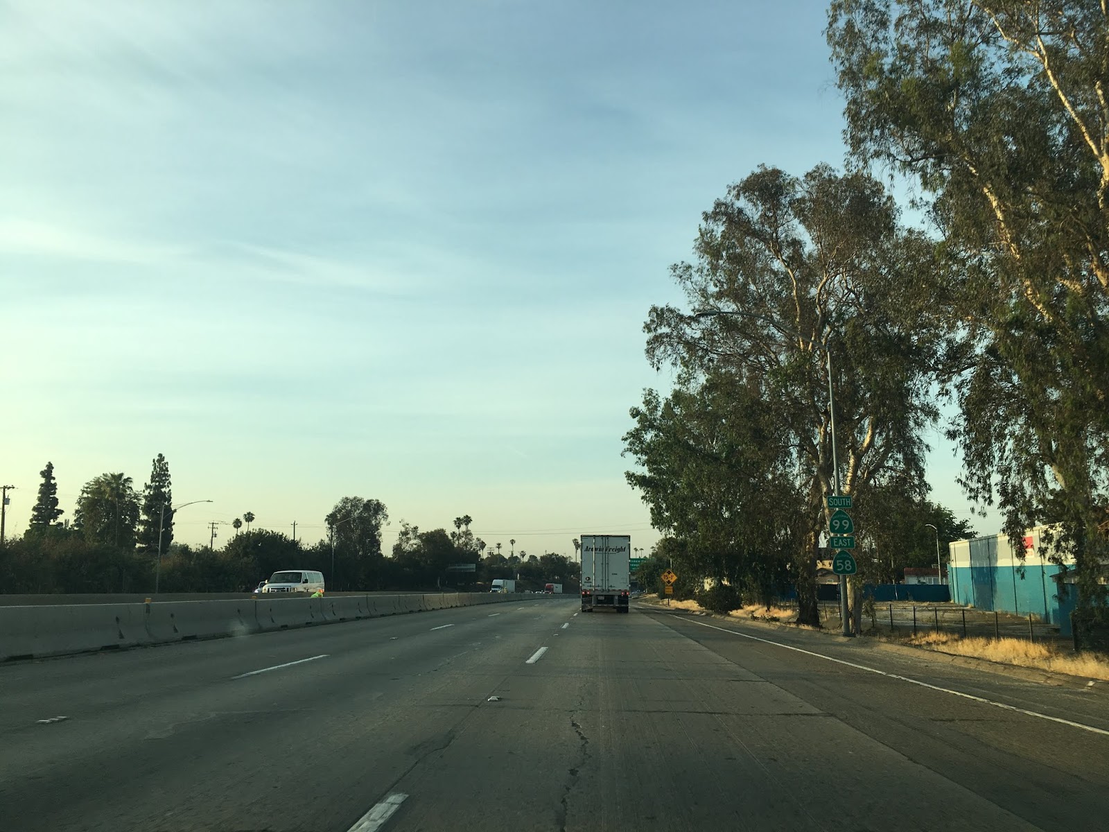 California State Route 58 from CA 99 in Bakersfield east to Interstate ...