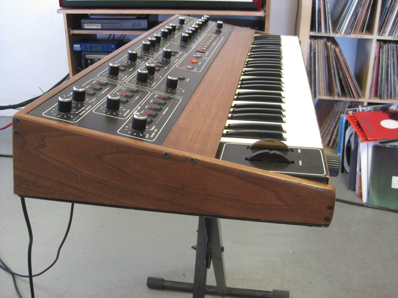 MATRIXSYNTH: Sequential Circuits Prophet 5 Synthesizer with MIDI i/o