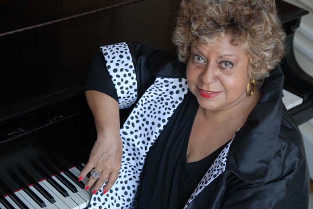 LENY ANDRADE, 70 ANOS ~ Musicaria Brasil