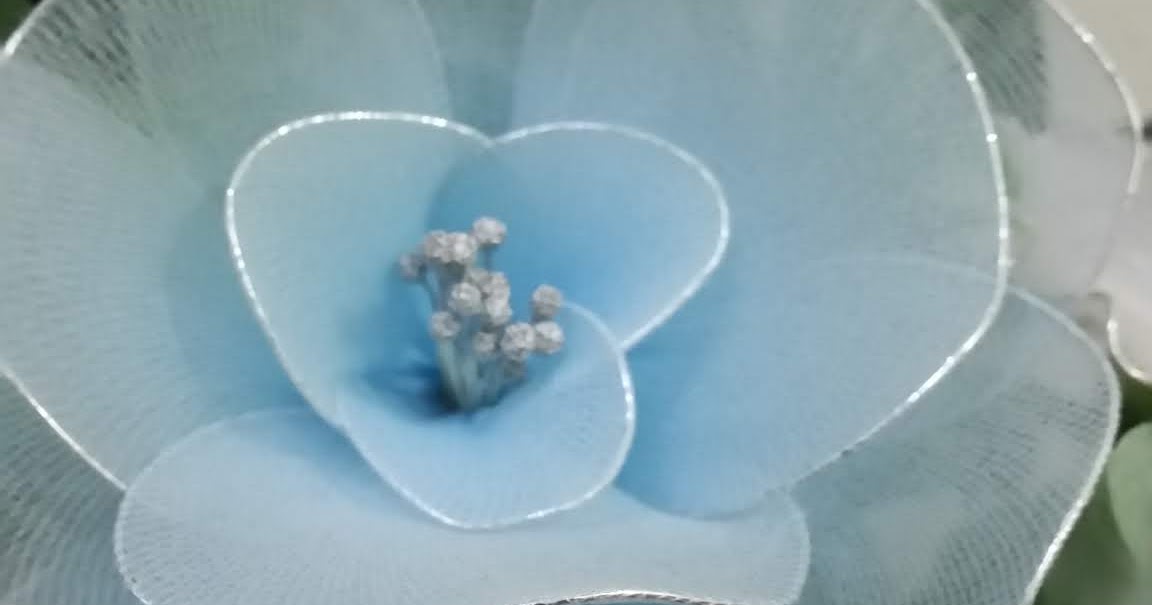 Kraftangan Bunga Stokin