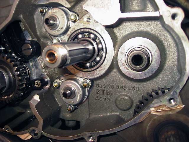 Mechanical Engineering Library: KLASIFIKASI BEARING