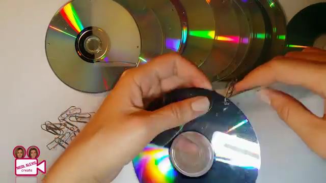 Membuat Tirai Unik dari CD Bekas | SWAKARYA (DO IT YOUR SELF)