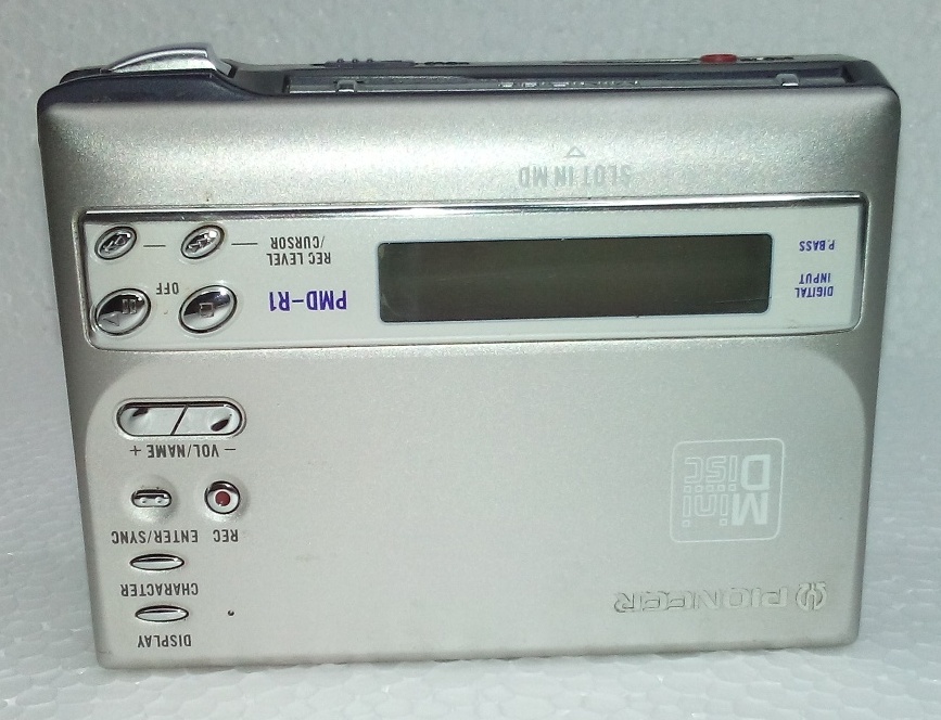 BARANG BARANG ELEKTRIK TERPAKAI DAN RARE: Walkman Mini Disc PIONEER ...
