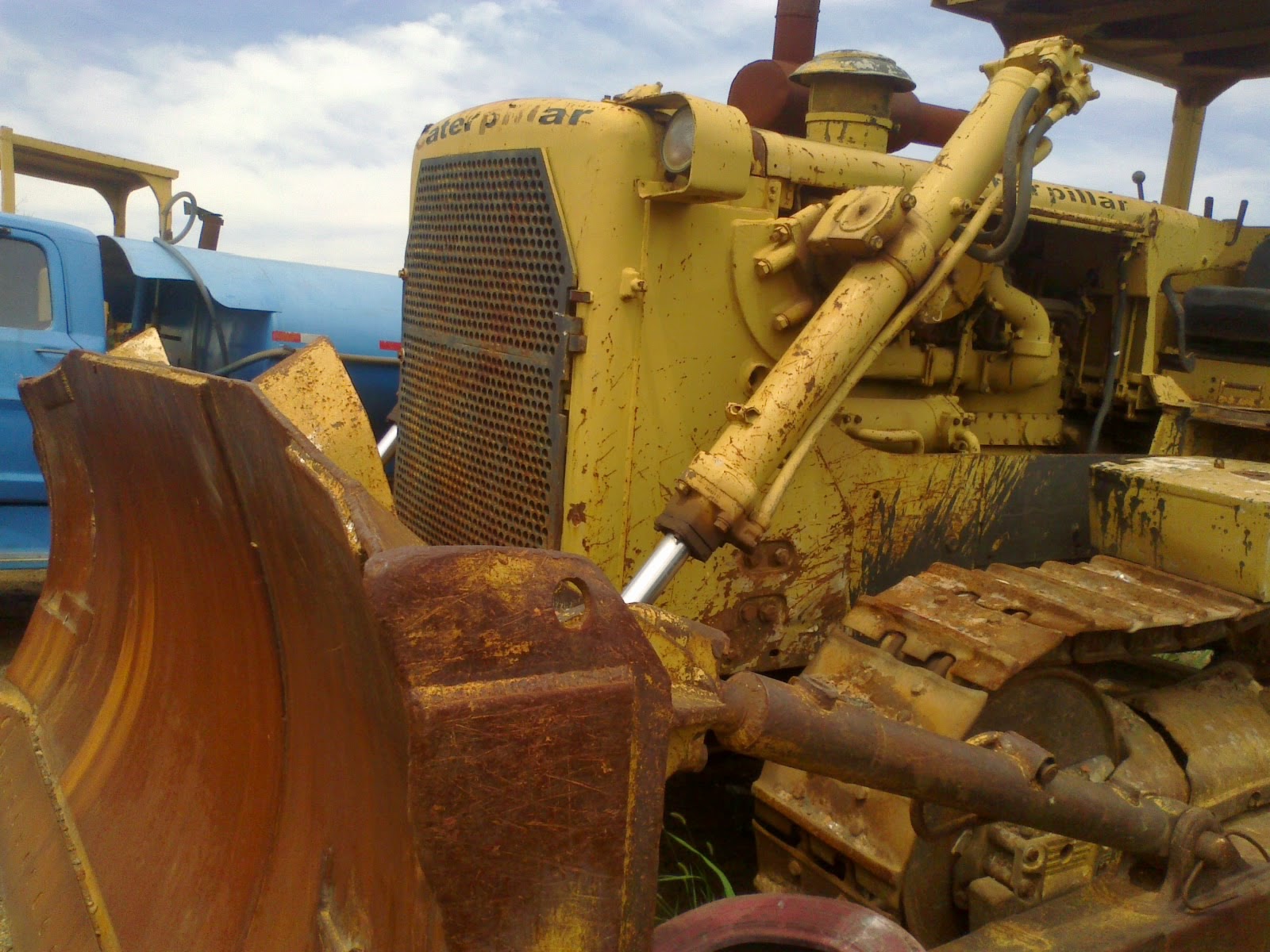 Tratores e Máquinas: Motor D8 K Caterpillar.