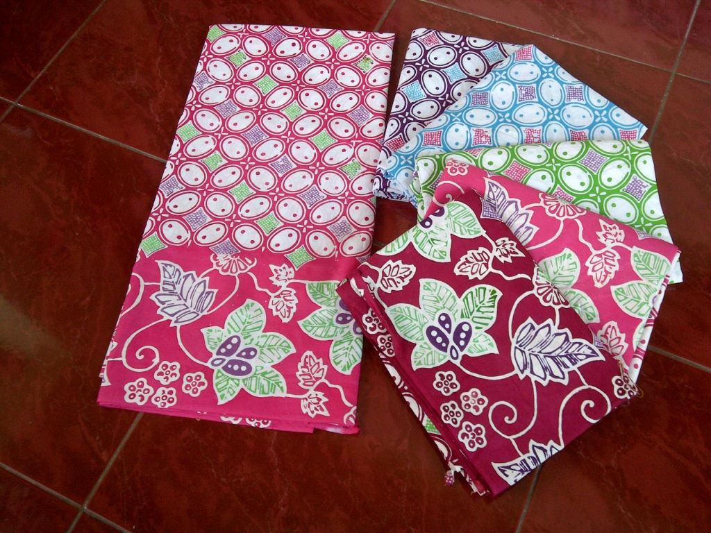 Batik SABRINA Pekalongan: APA ITU BATIK CAP