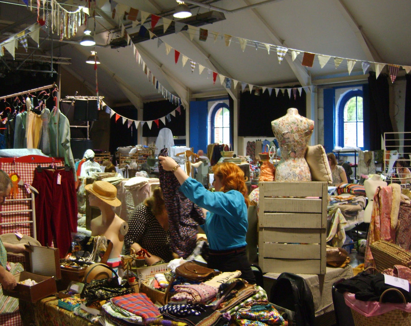 The Vintage Bazaar.: The Giant Vintage Rag Market