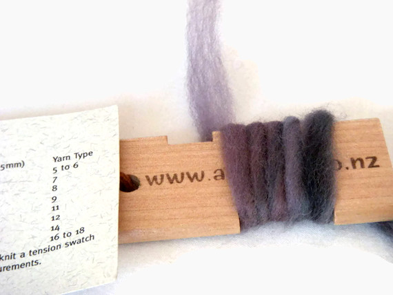 Aesthetic Entanglementz: Knitting with Roving, Part 1 ~ A Guest Blog ...