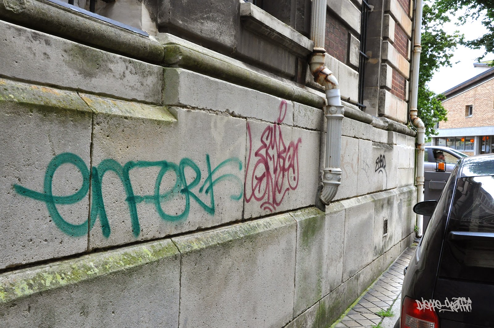 Dieppe-graffiti: TAGS