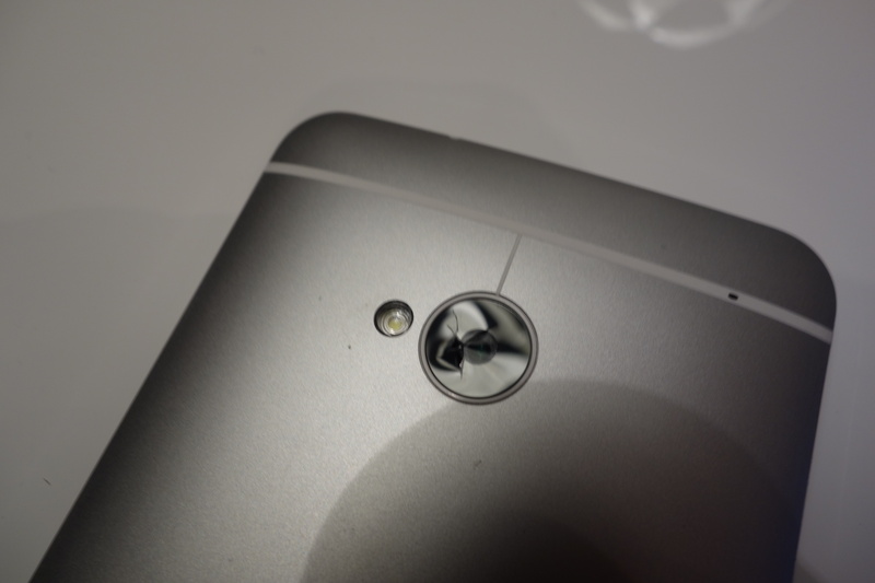 HTC One Problems | Cracked Camera Lens