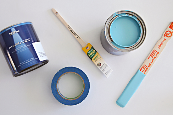 IHeart Organizing: Dipped Frame Gallery Wall