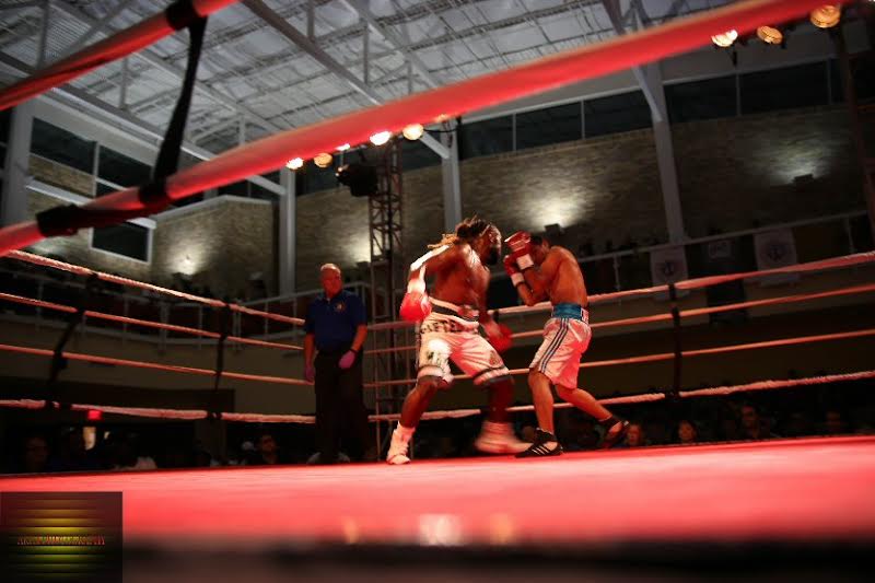 Photos: Gifted Cole knocked out Mexican Yair Agular in round 3 of a 10 ...