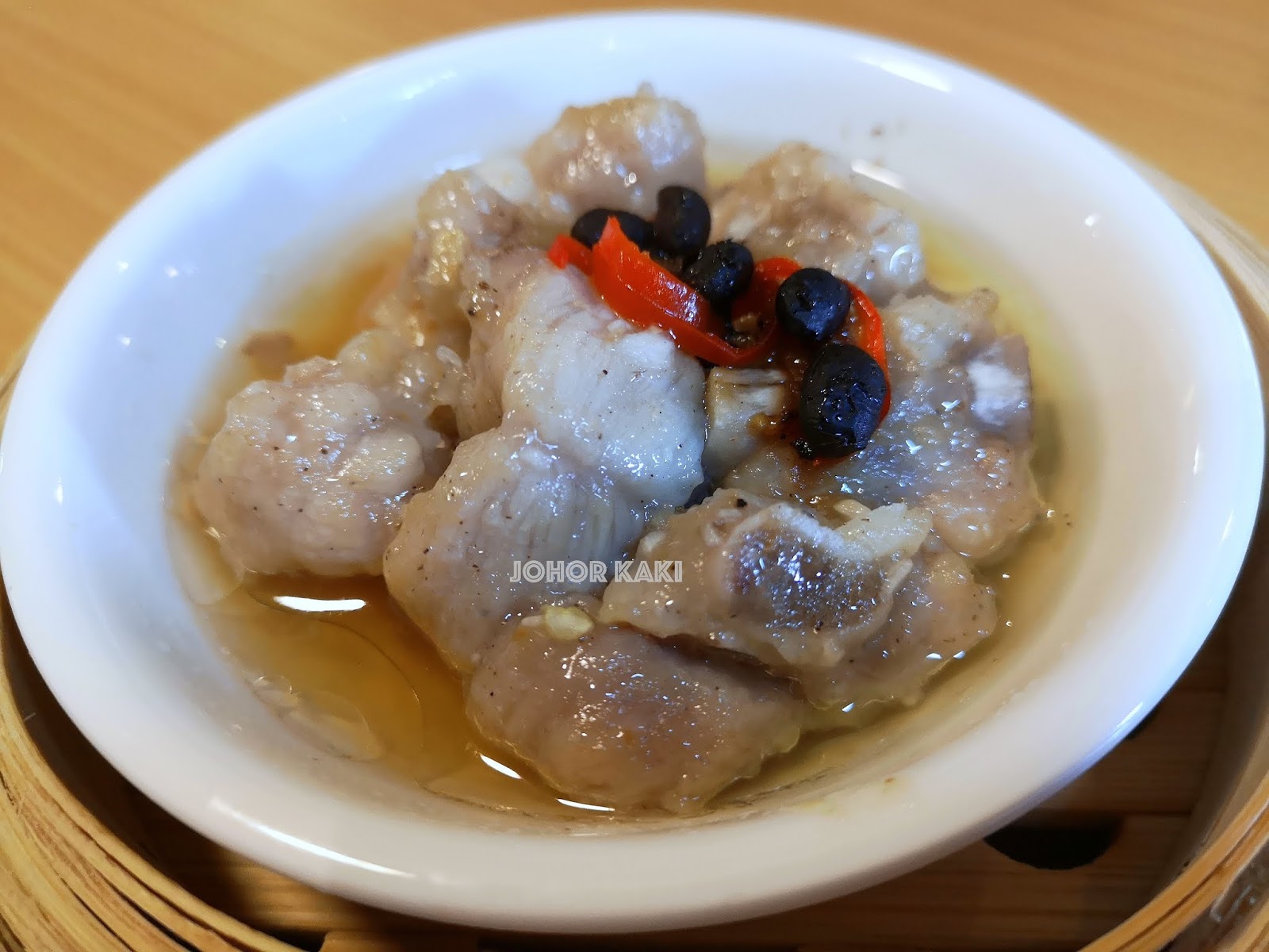 Cha Lao Dim Sum in Holiday Villa Hotel near KSL 茶楼点心 |Tony Johor Kaki ...