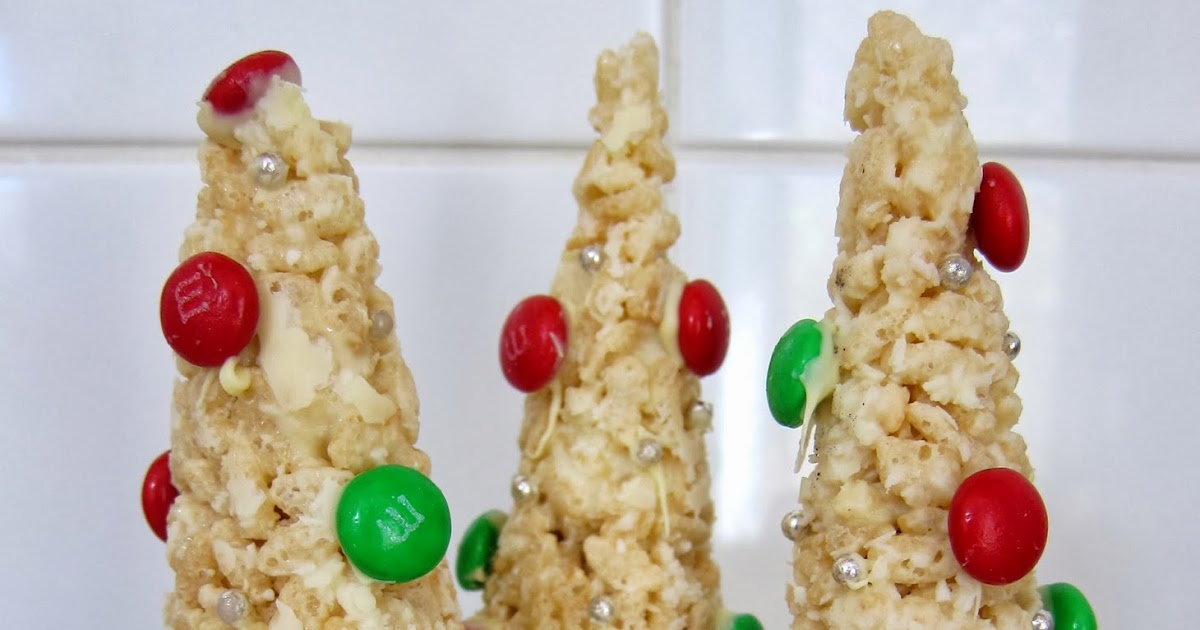 Rice Crispy Treats: Edible Christmas Trees | the adventures of MNMs