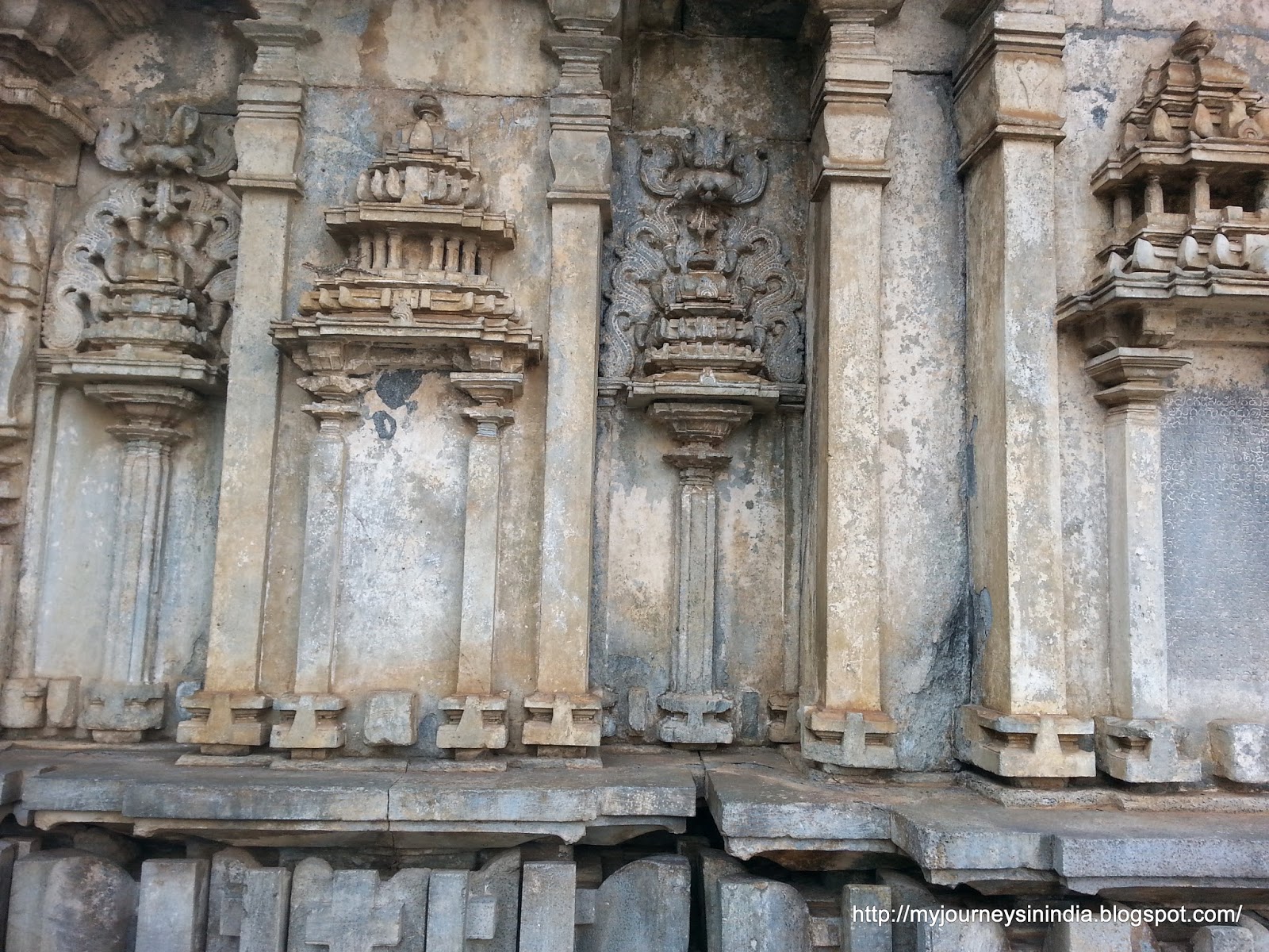 My Journeys In India: Doddagaddavalli - Lakshmi Devi temple