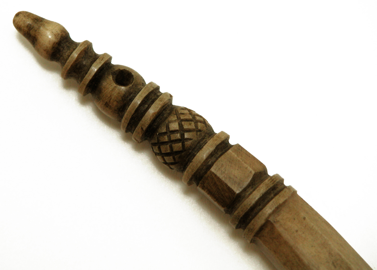 Contemporary Makers: Brian Barker Measure