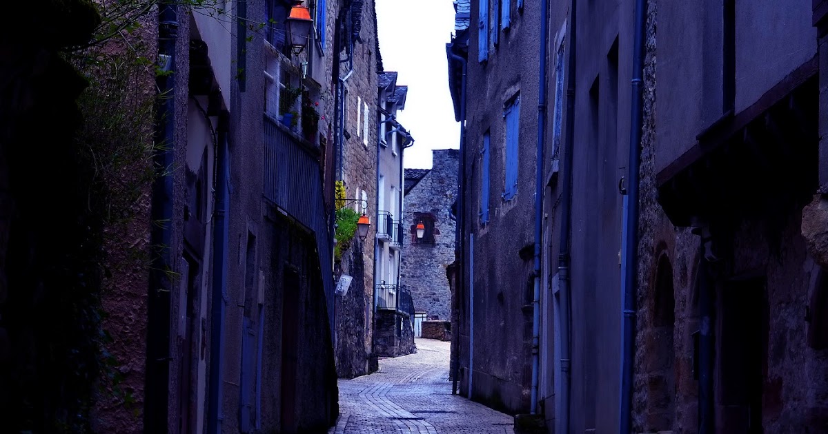 Le BILLET de Bernard -Jean CARON: La photo : Une ruelle