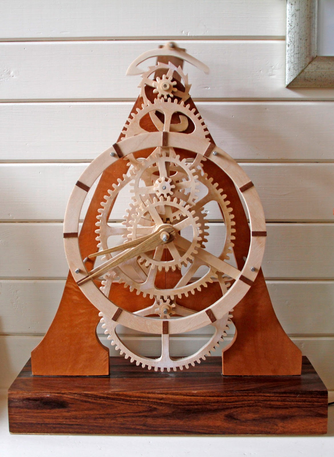 Wooden Clock Spot: Skeleton 1