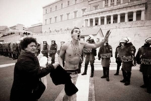 filoftero: ΜΑΝΑ, ΜΗΤΕΡΑ, ΜΑΝΟΥΛΑ, ΜΑΜΑ