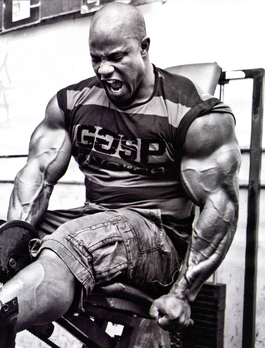 Body Builders: Víctor Martínez Pictures