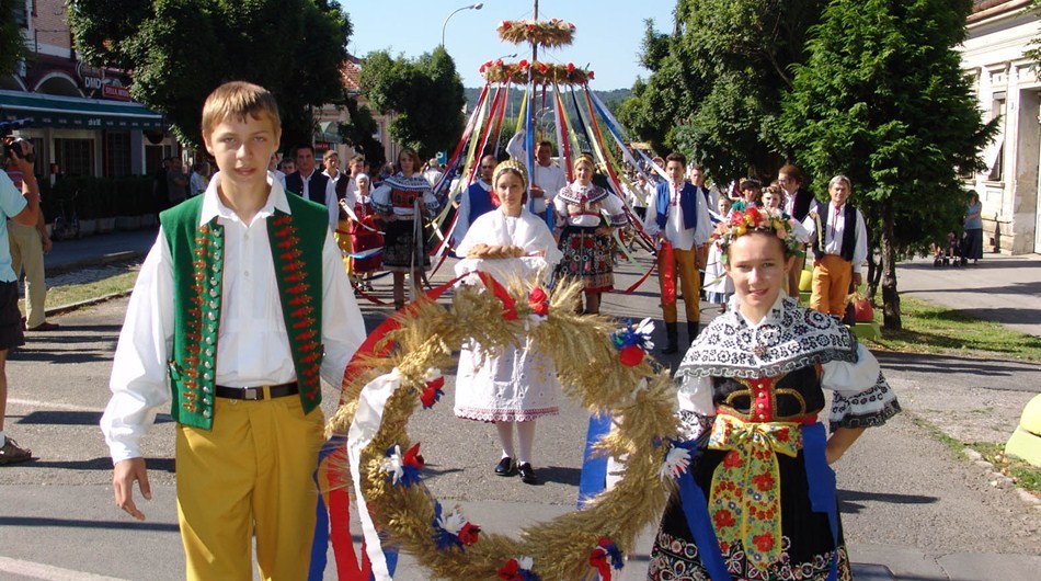 Culture of people country wise : Czech Republic culture