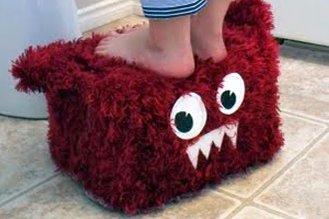 Monsters Town: Make your own monsterous stepping stool
