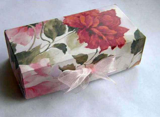 Gift Box Tutorial ~ Free-Tutorial.net