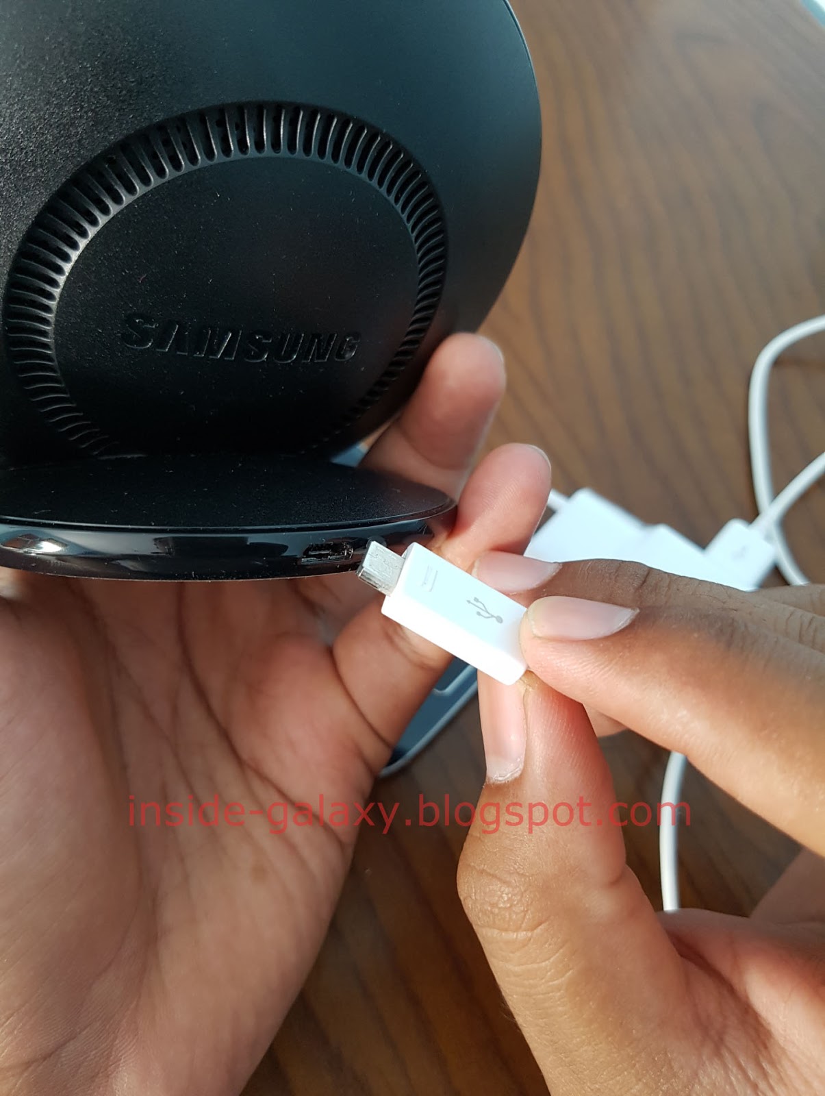 Inside Galaxy: Samsung Galaxy S7 Edge: How to Charge the Battery Using ...